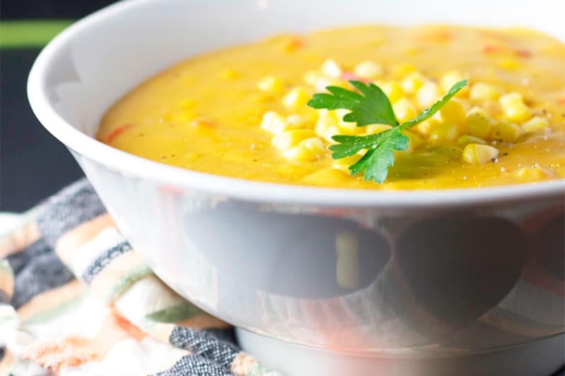 Sopa de pollo y maíz | Receta PASO A PASO