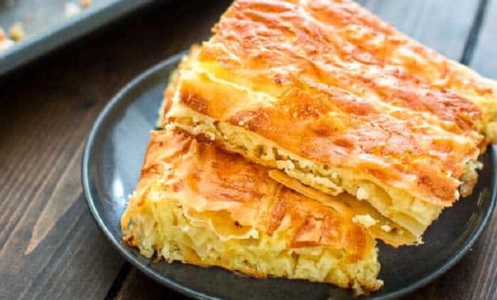 Pastel de masa Filo con queso Feta | Receta PASO A PASO